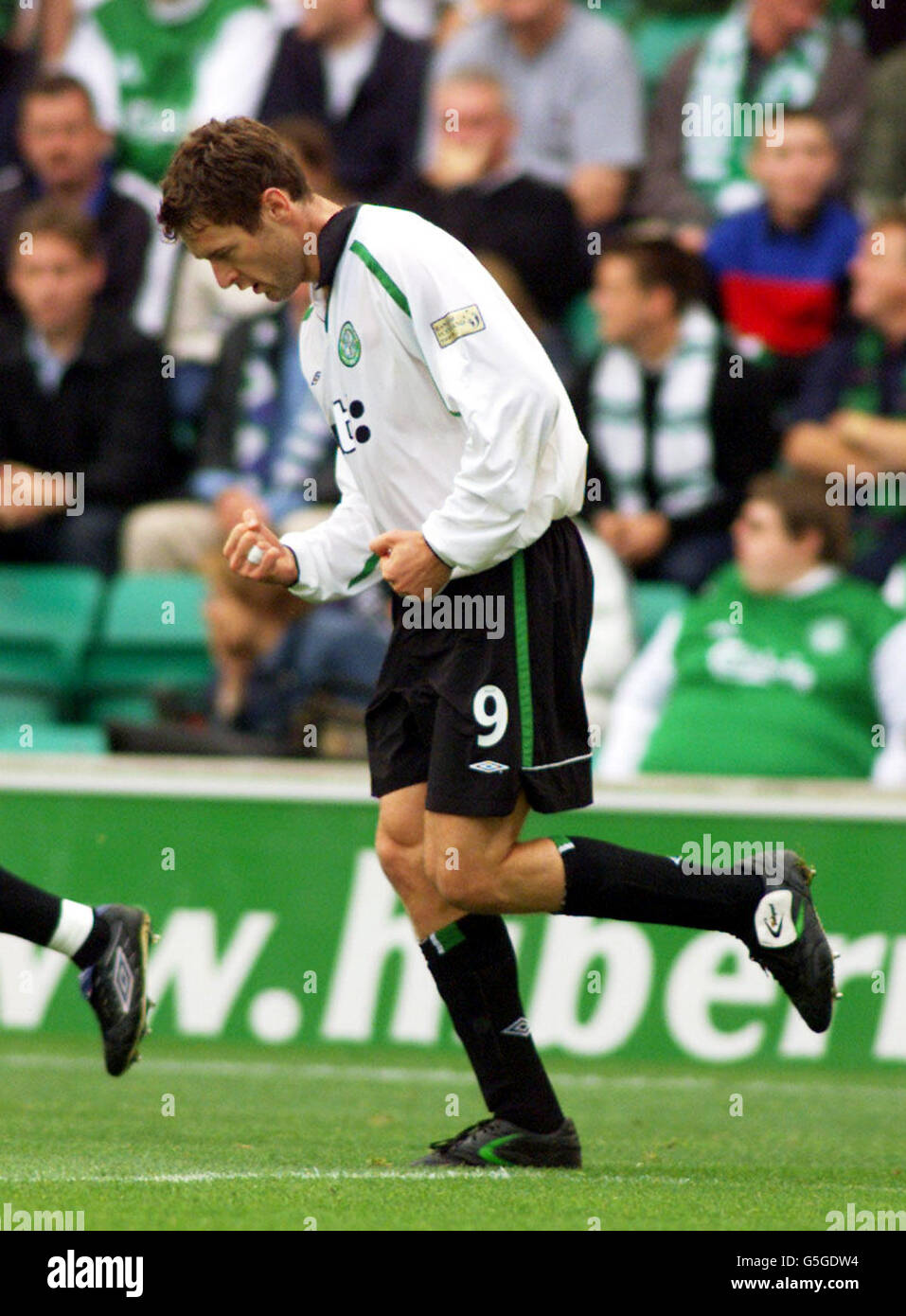 Celtic's Chris Sutton celebrates his goal against Hibernian during the ...