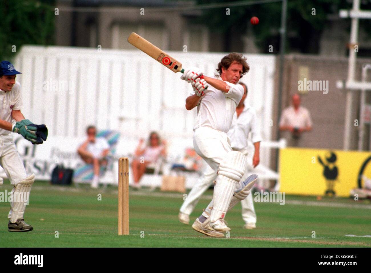 Cricket writer hi-res stock photography and images - Alamy