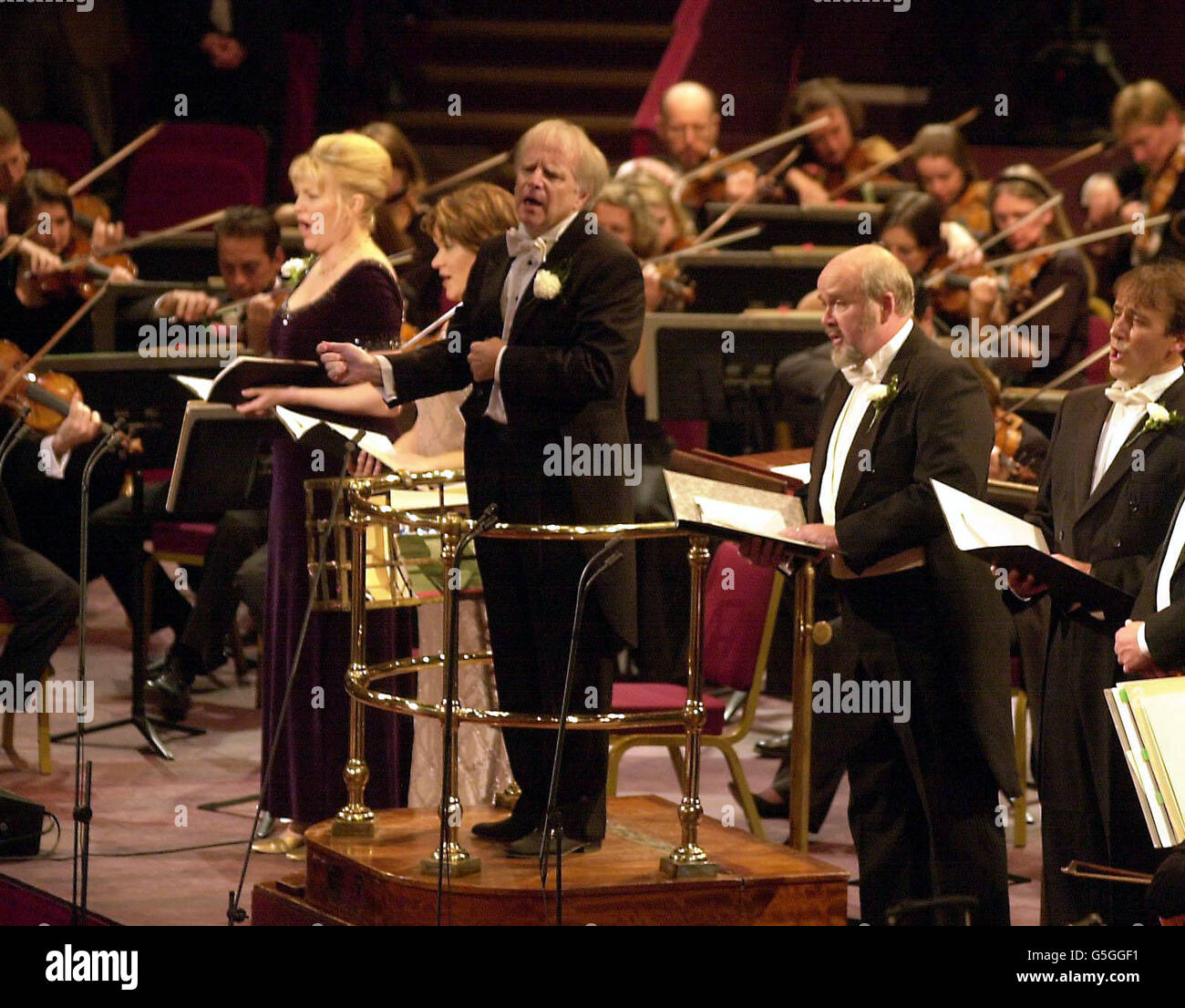 Chief conductor bbc symphony orchestra hi-res stock photography and ...
