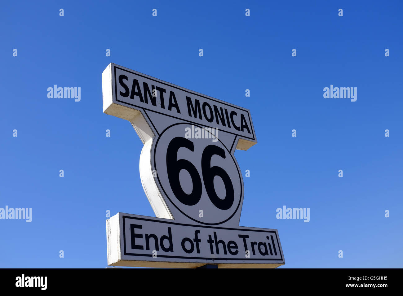 Santa monica pier sign close up hi-res stock photography and images - Alamy