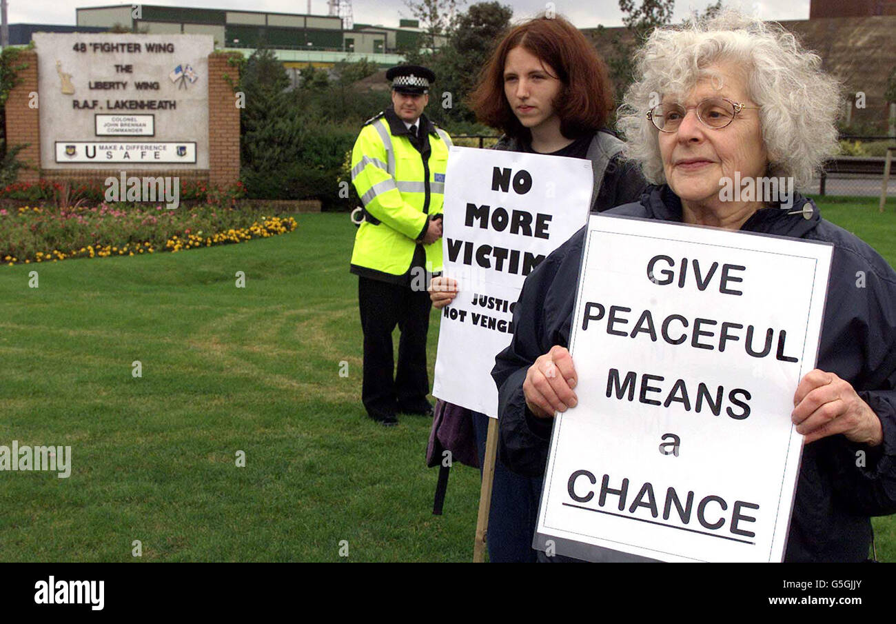 US Terrorist Attacks CND Protest Stock Photo - Alamy