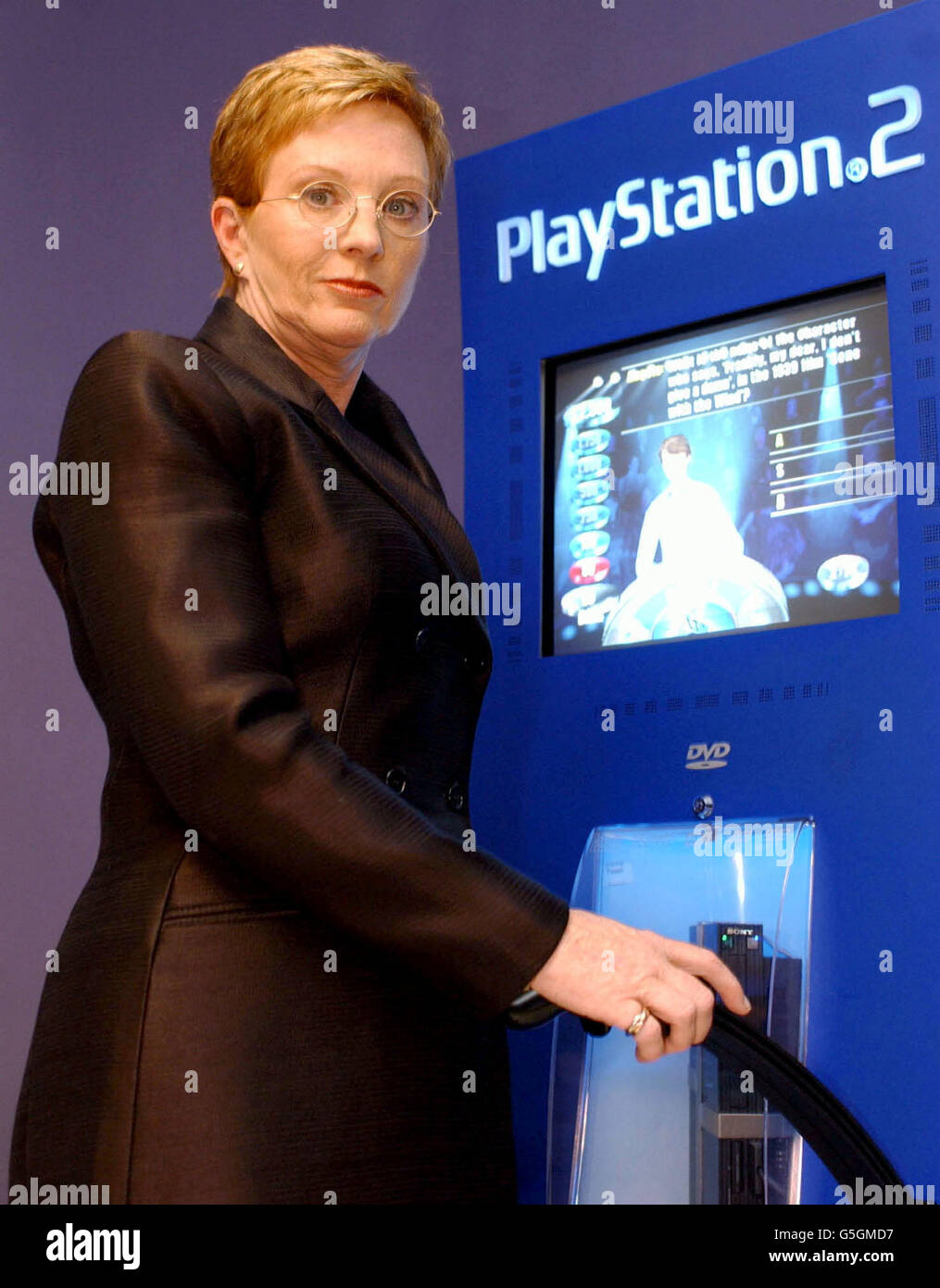 PlayStation 2 The Weakest Link Stock Photo - Alamy