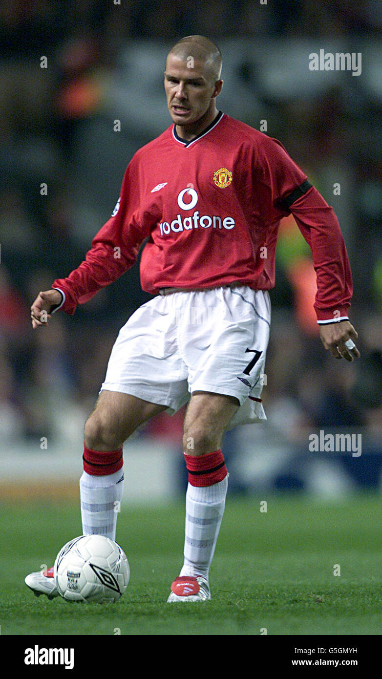 Man Utd's David Beckham in action for Manchester United Stock Photo - Alamy