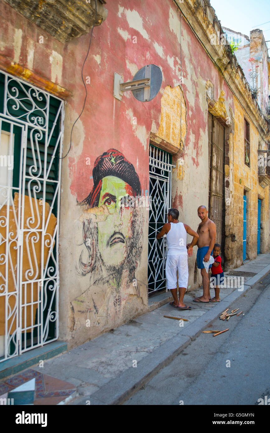 Che Guevara mural, Havana, Cuba Stock Photo - Alamy