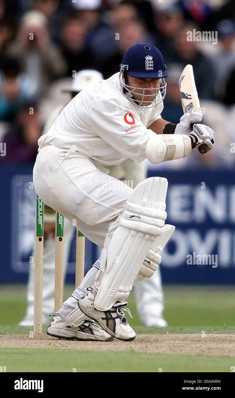 Old surrey cricket hi-res stock photography and images - Alamy