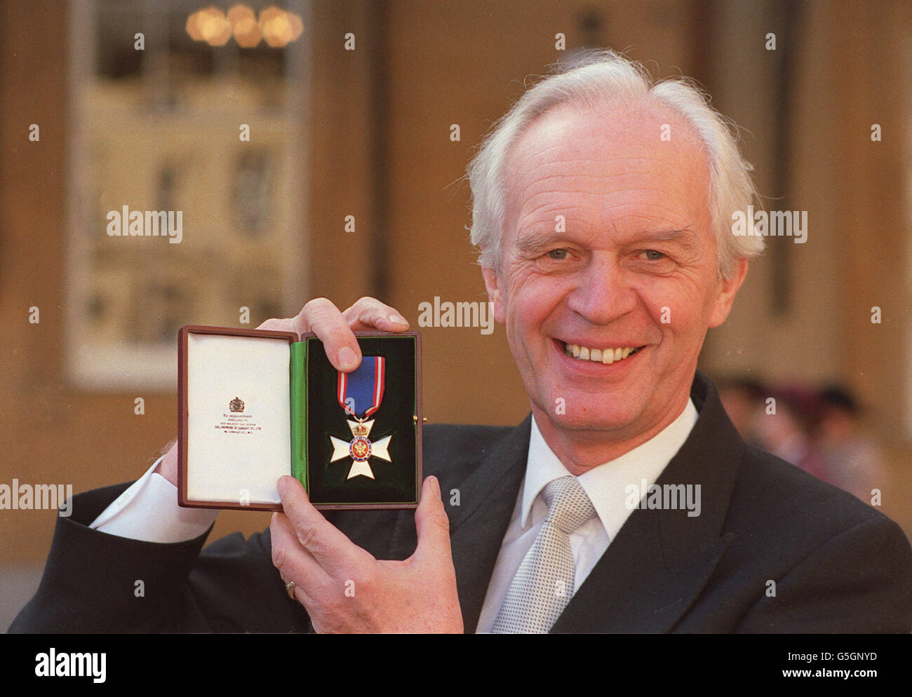 Former Press Association Court photographer Ron Bell with his award for ...
