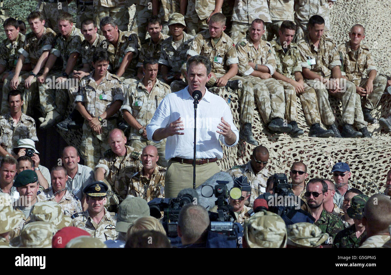 British Prime Minister Tony Blair addresses the troops at Al Sha'afa ...
