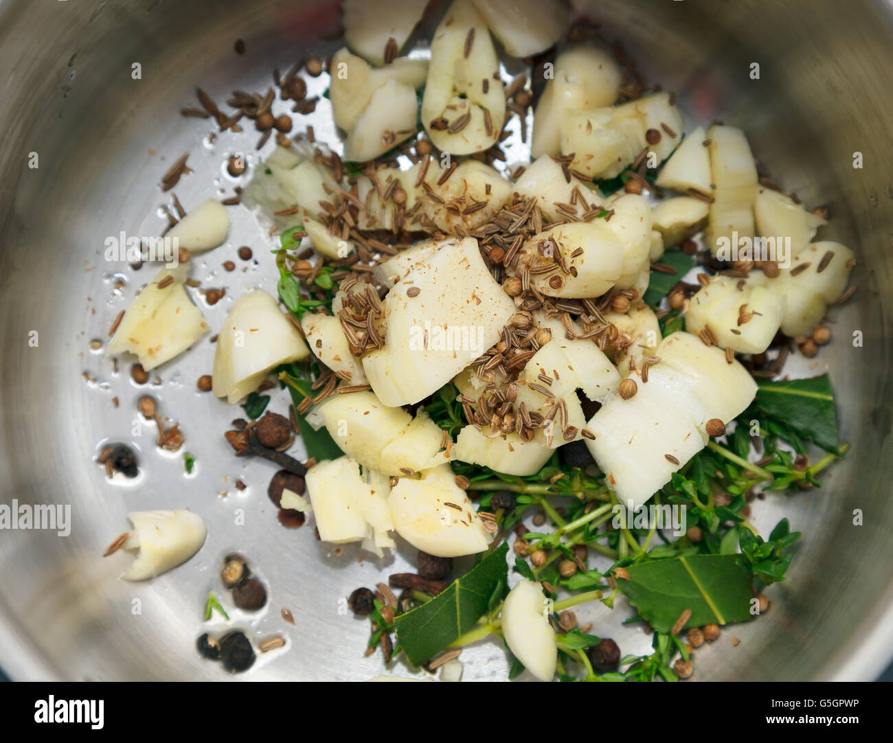 Indian spices in a pan hi-res stock photography and images - Alamy
