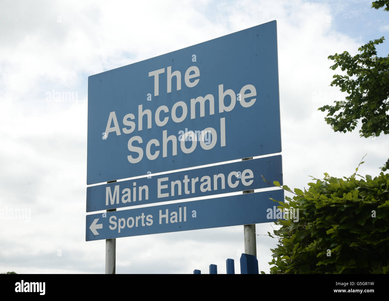 A general view of ashcombe school in dorking hi-res stock photography ...