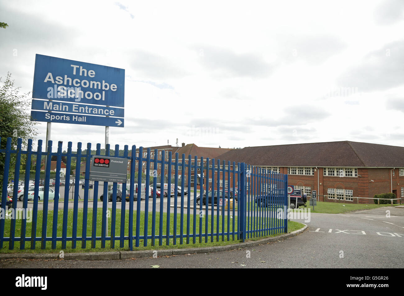 A general view of ashcombe school in dorking hi-res stock photography ...