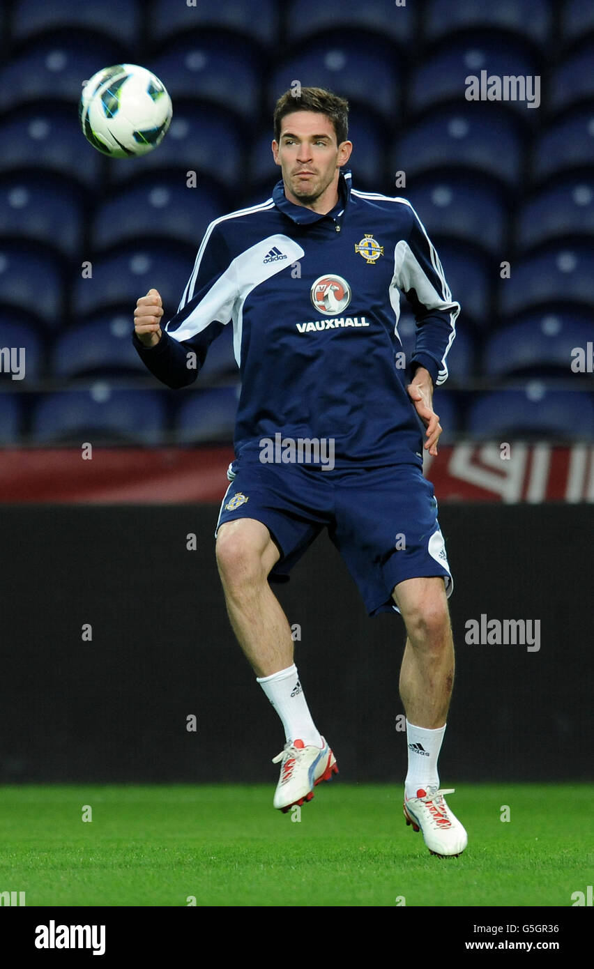 Kyle lafferty training for northern ireland hi-res stock photography ...