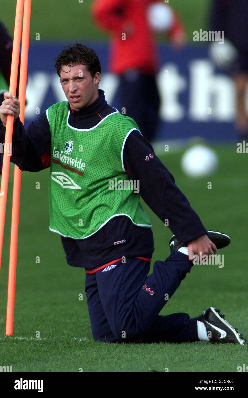 Robbie fowler at england training session hi-res stock photography and ...