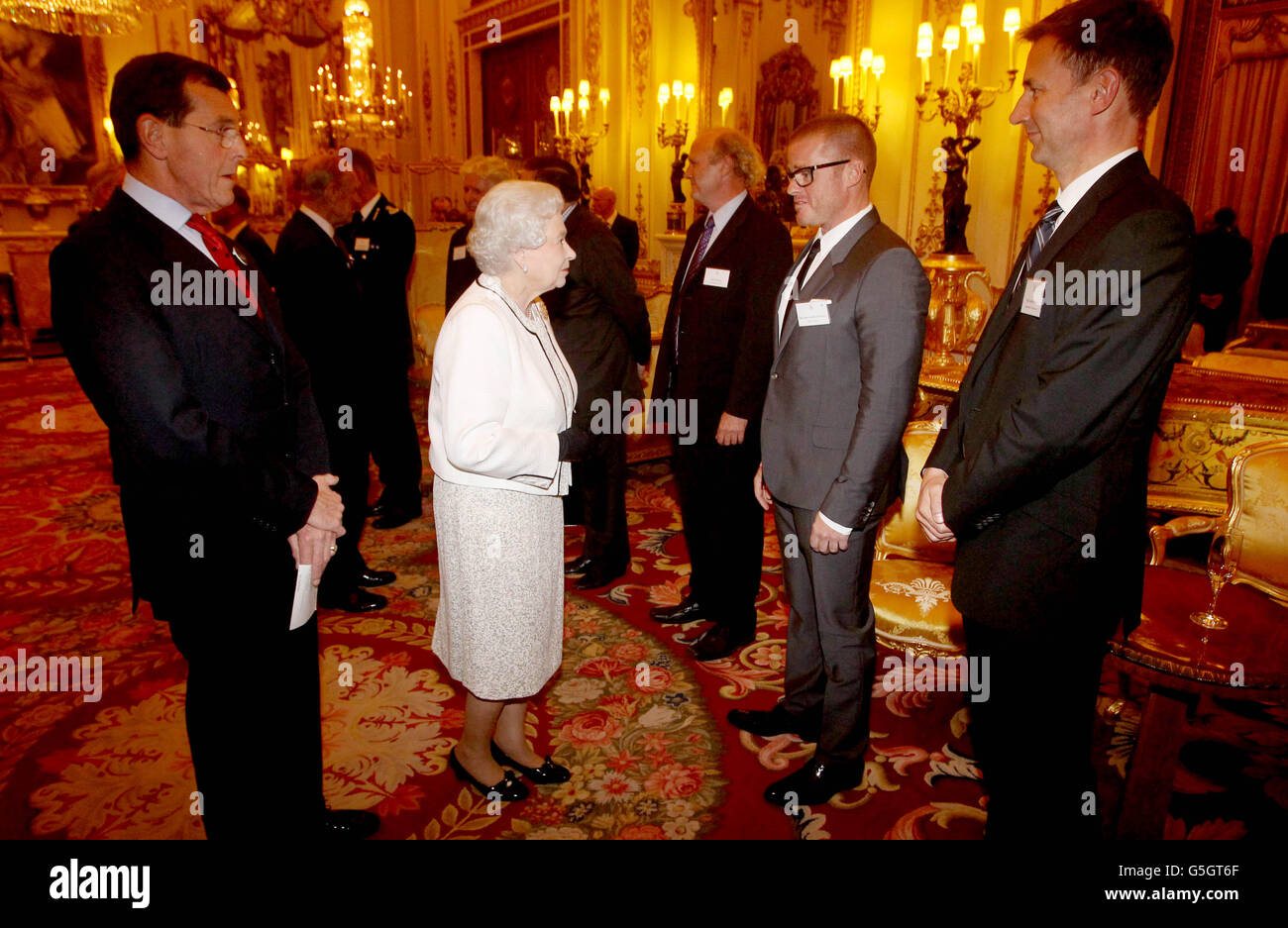 Heston Blumenthal and Jeremy Hunt meet the Queen, as they attend a ...