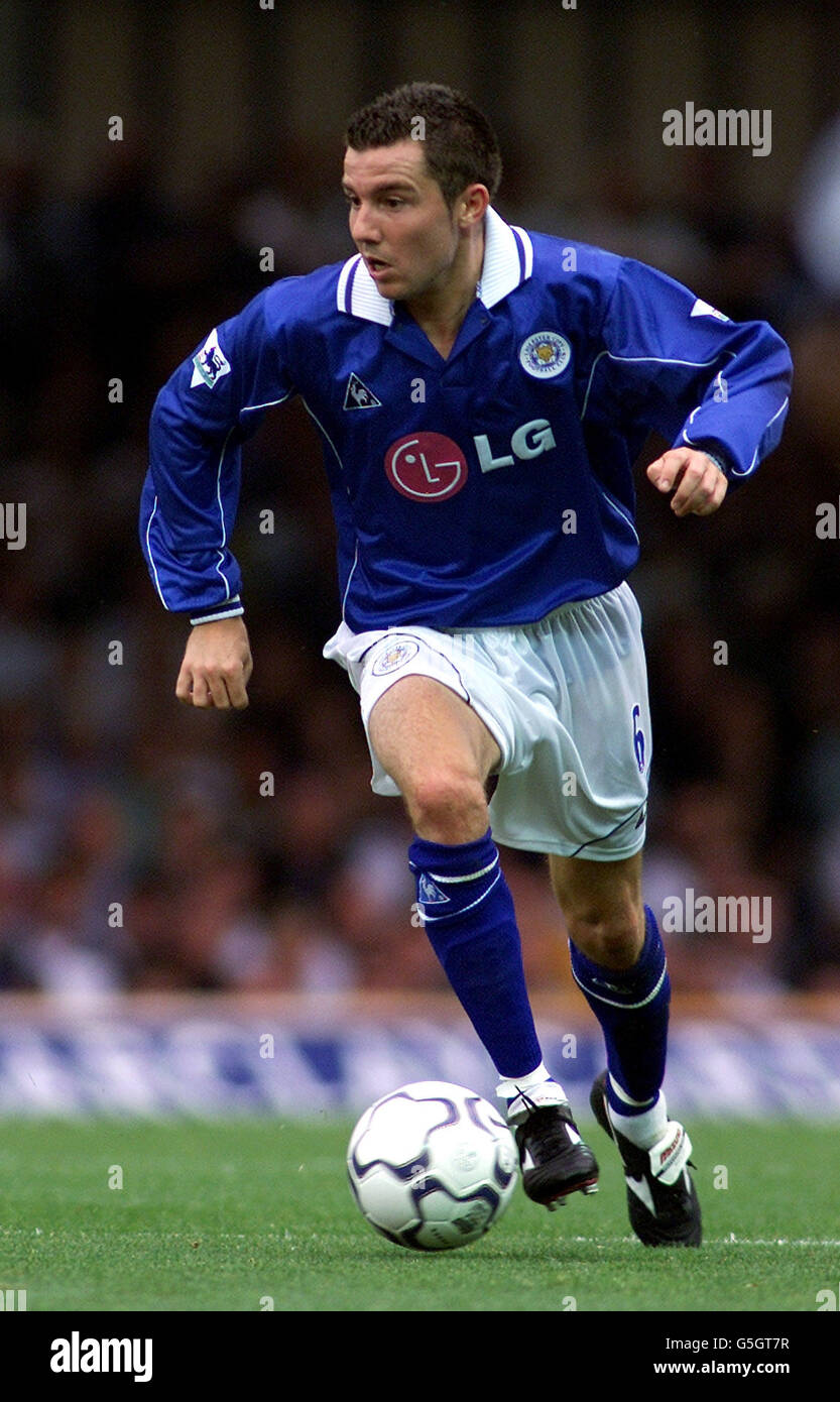 Muzzy Izzet in action for Leicester City in the F.A. Barclaycard ...
