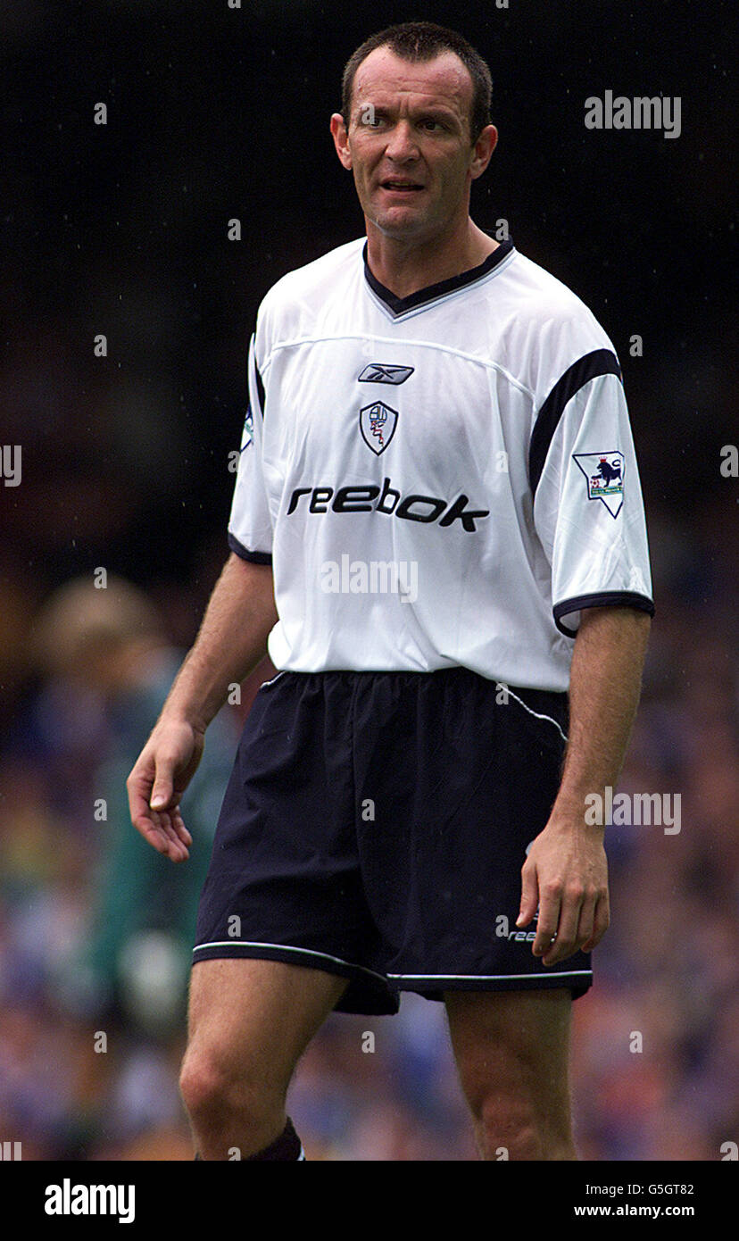 Mike Whitlow in action for Bolton Wanderers in the F.A. Barclaycard ...