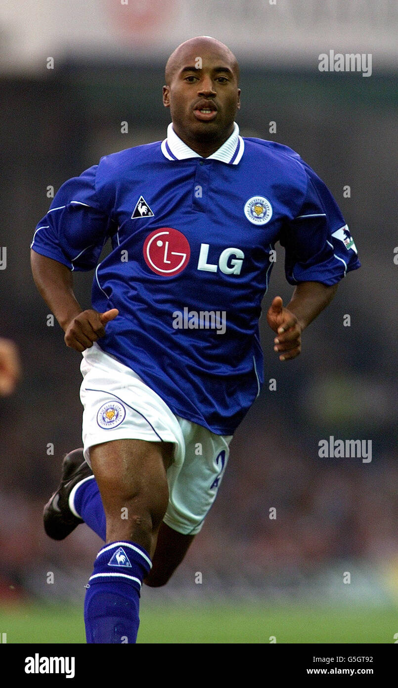 Dean sturridge leicester city hi-res stock photography and images - Alamy