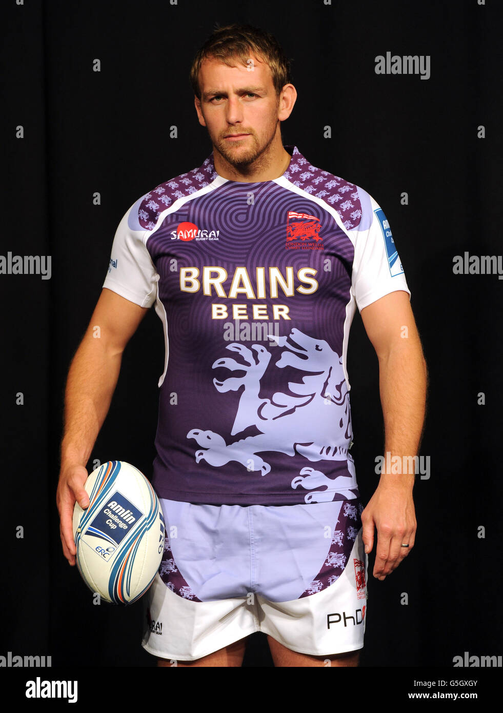 London welsh captain jonathan mills hi-res stock photography and images ...