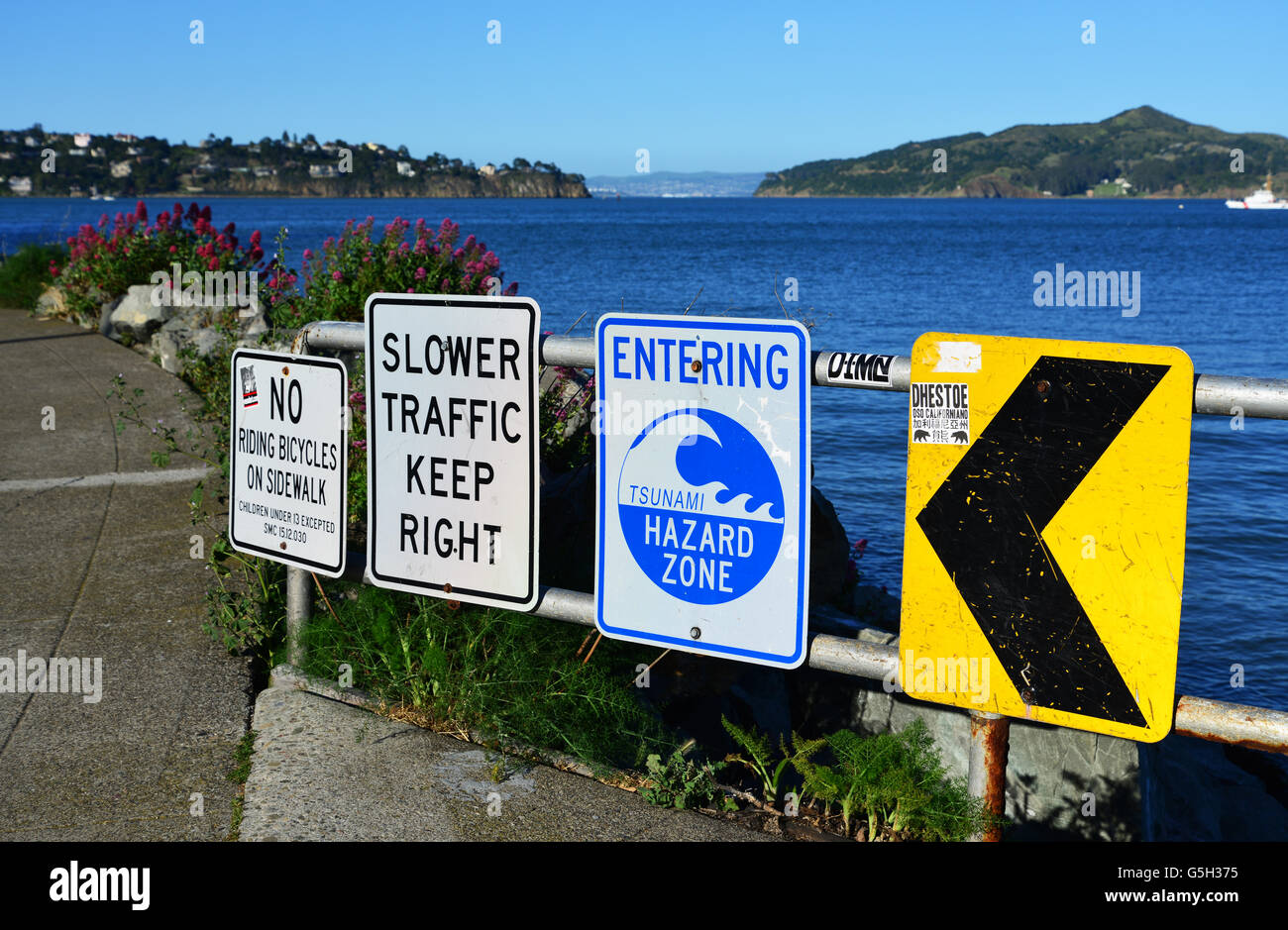 USA, California, Sausalito, Road Signs Stock Photo - Alamy