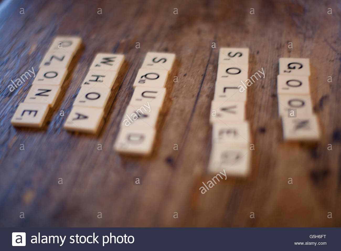 Scrabble Board Empty Stock Photos & Scrabble Board Empty Stock Images ...