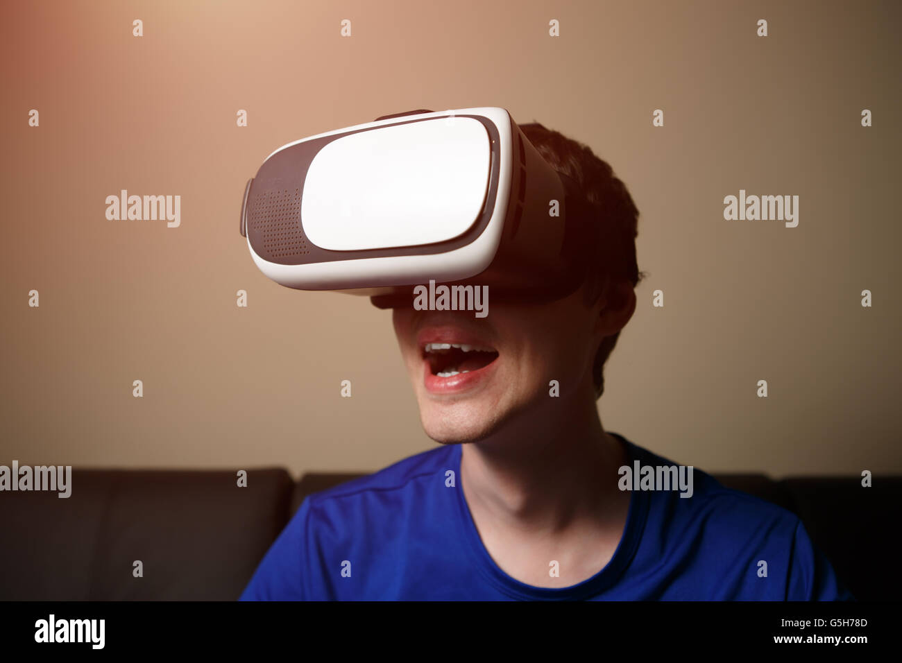 Modern guy wearing 3d hi-res stock photography and images - Alamy