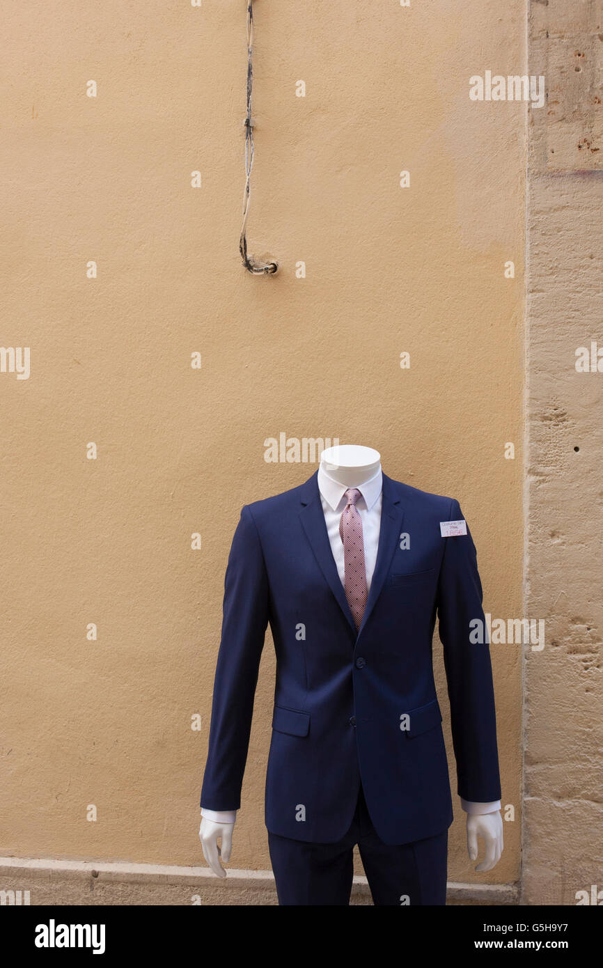 Mannequin with suit hi-res stock photography and images - Alamy