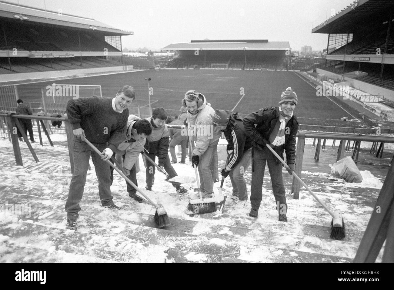 Highbury 1980s hi-res stock photography and images - Alamy