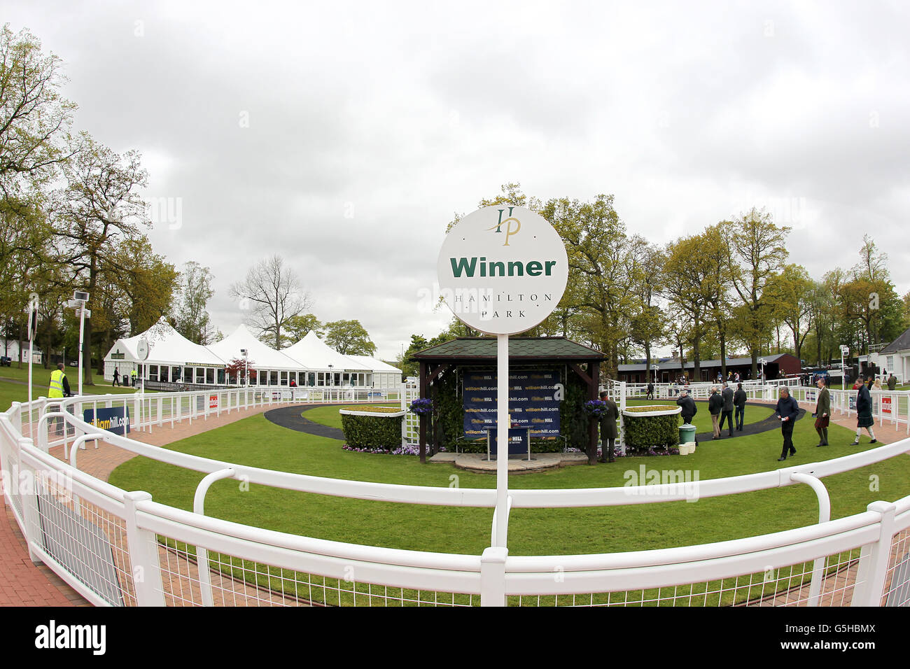 Horse Racing - William Hill Braveheart Night - Hamilton Park Racecourse ...