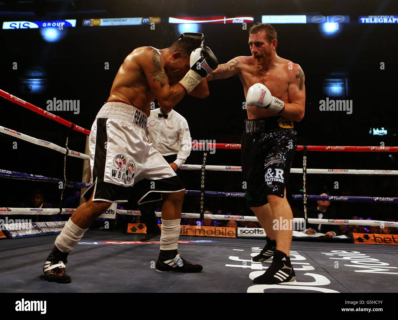 Boxing - Vacant British Super weight Title - Kenny Anderson vs Robin ...