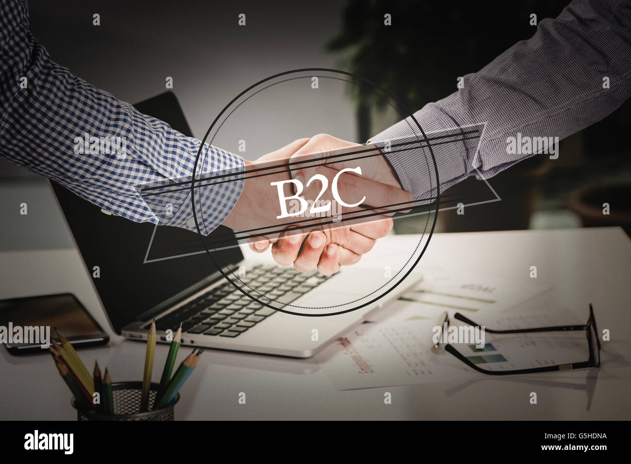 BUSINESS AGREEMENT PARTNERSHIP B2C COMMUNICATION CONCEPT Stock Photo ...