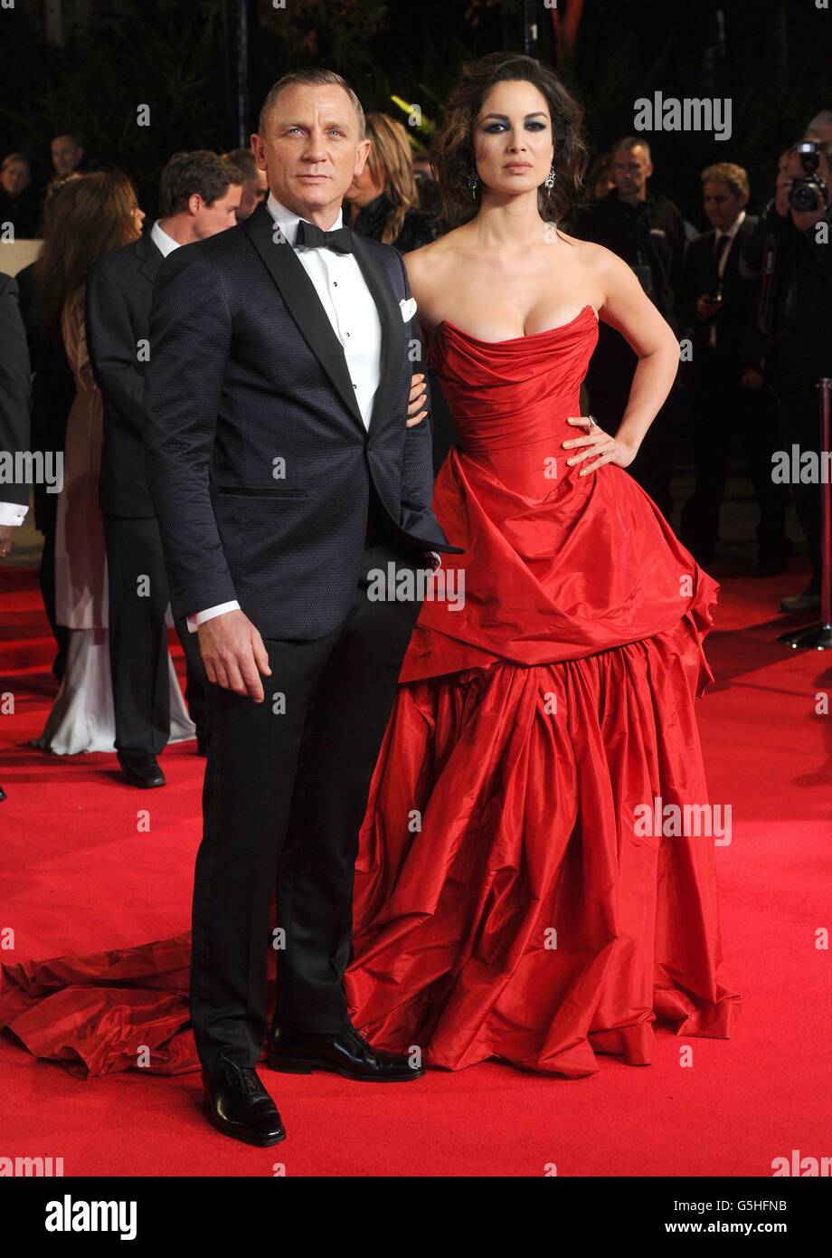 Skyfall Royal World Premiere - London Stock Photo - Alamy