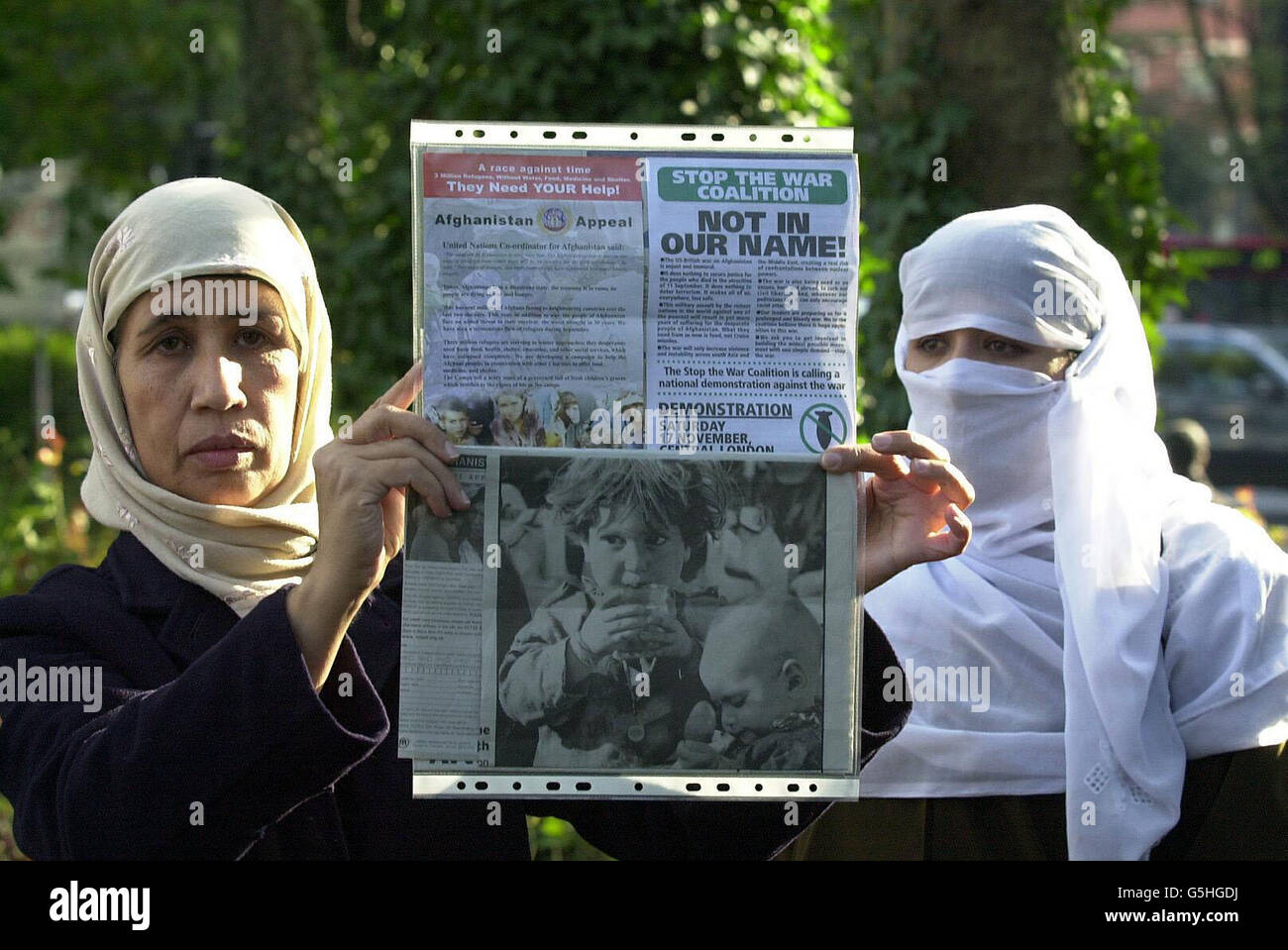 Two Muslim women protesters Stock Photo - Alamy