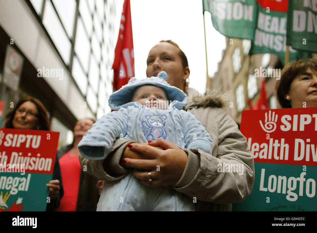 Karen murray and her son thomas murray hi-res stock photography and ...