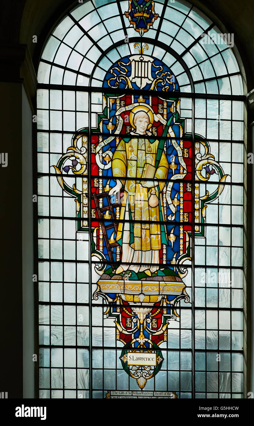 St lawrence church stained glass window hi-res stock photography and ...