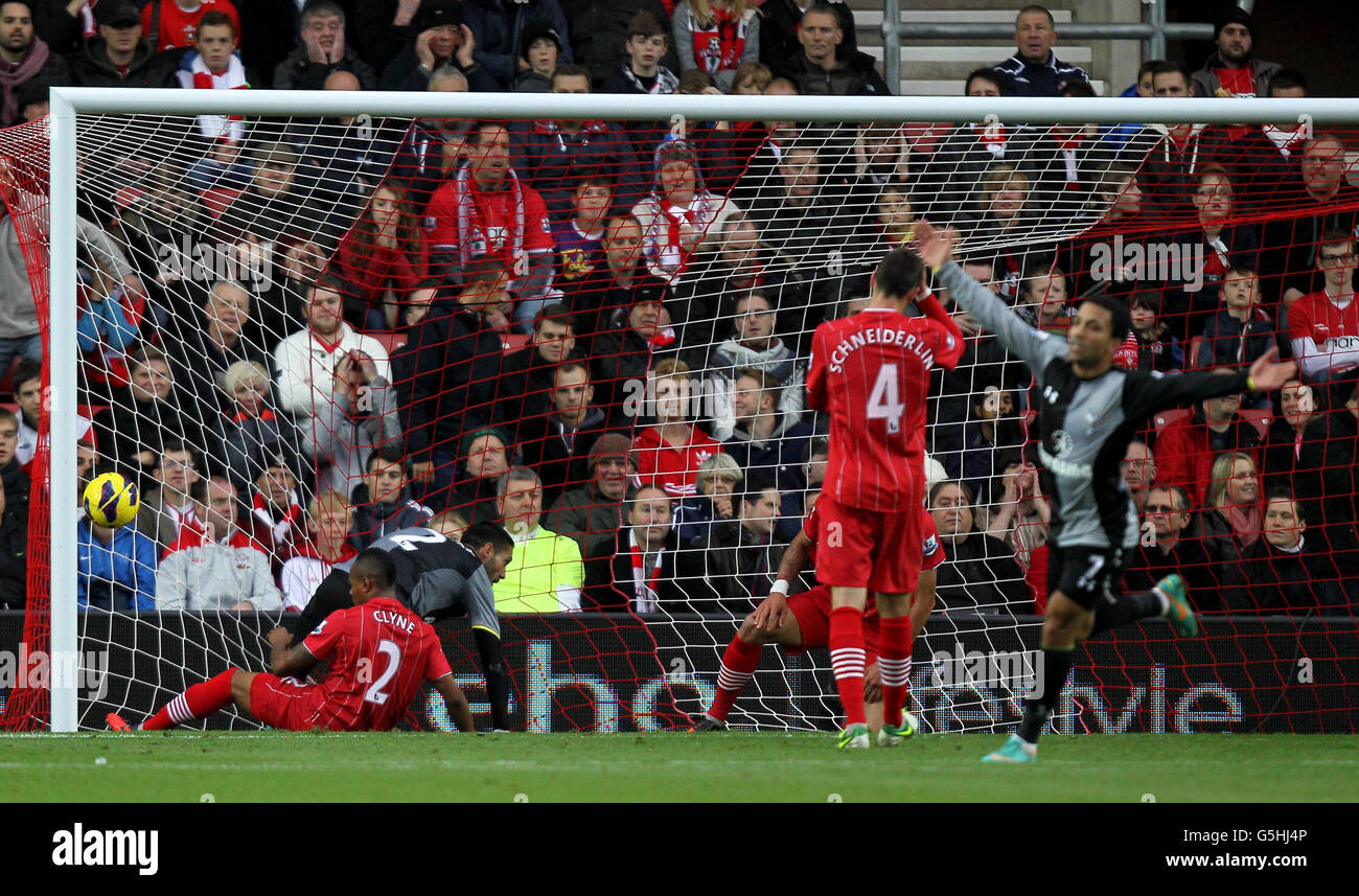 Tottenham Hotspur's Clint Dempsey starts to celebrate after scoring ...