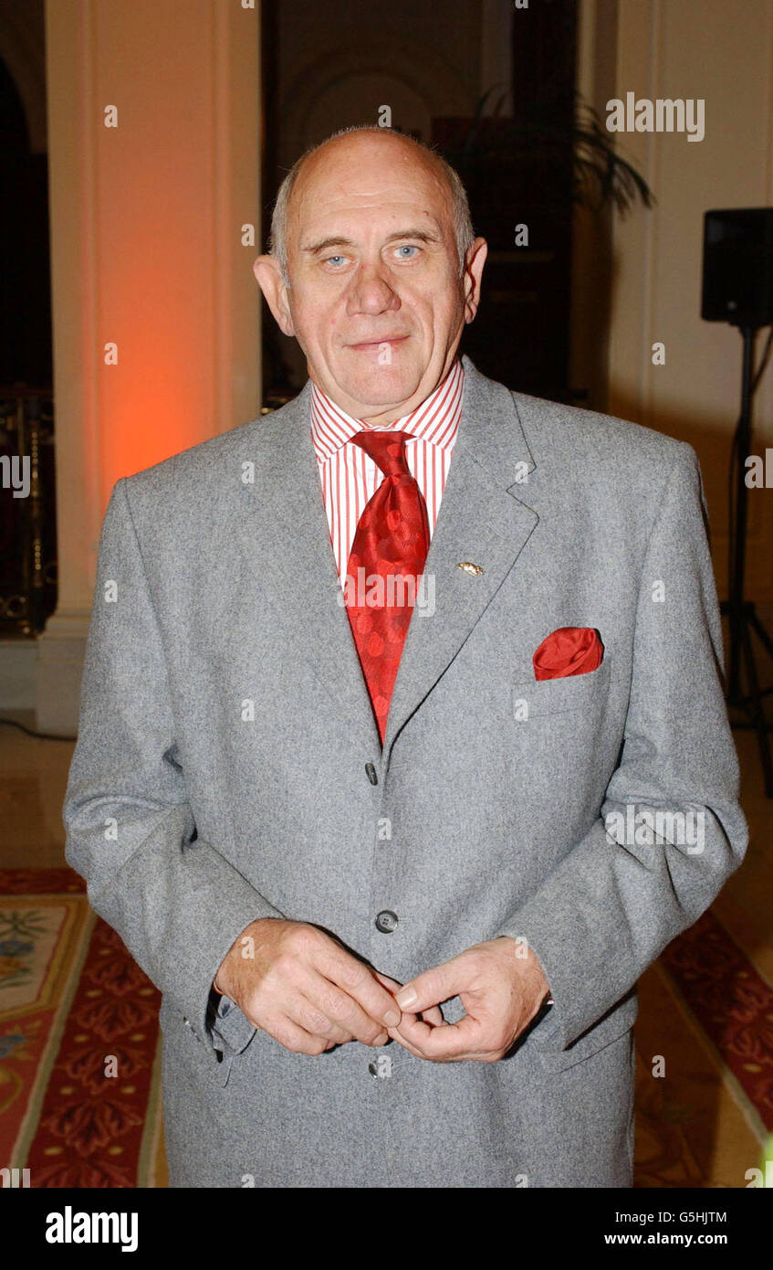 Actor john bardon hi-res stock photography and images - Alamy
