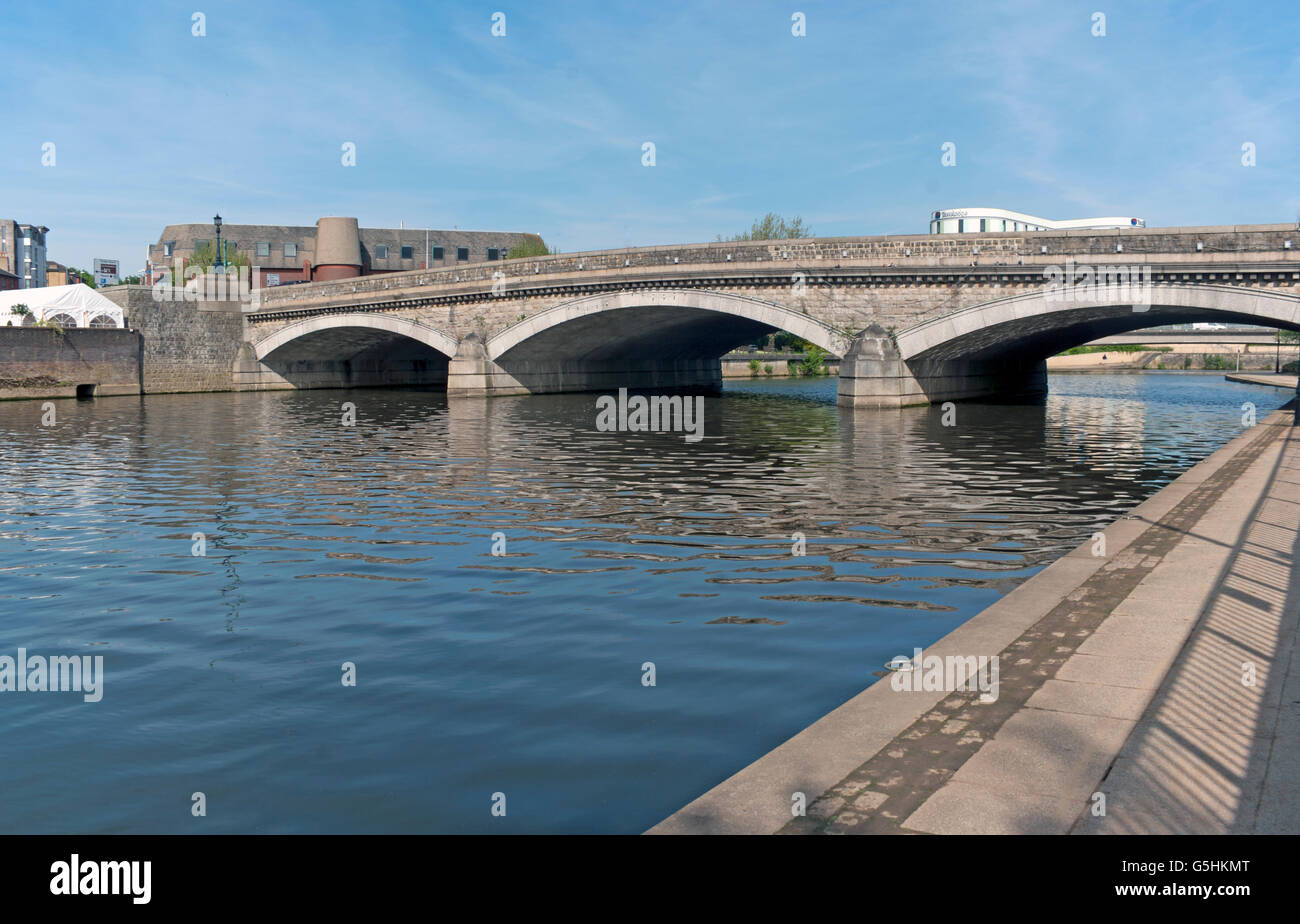 Maidstone bridge hi-res stock photography and images - Alamy