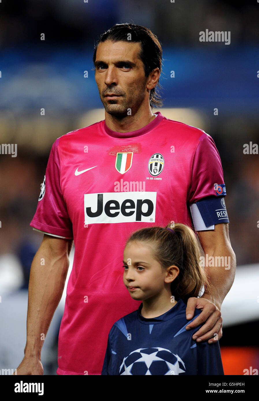 Stamford bridge gianluigi buffon hi-res stock photography and images ...