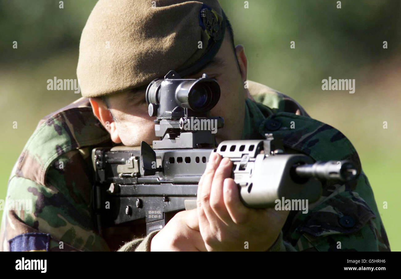 Modified SA80 A2 Rifle Stock Photo - Alamy