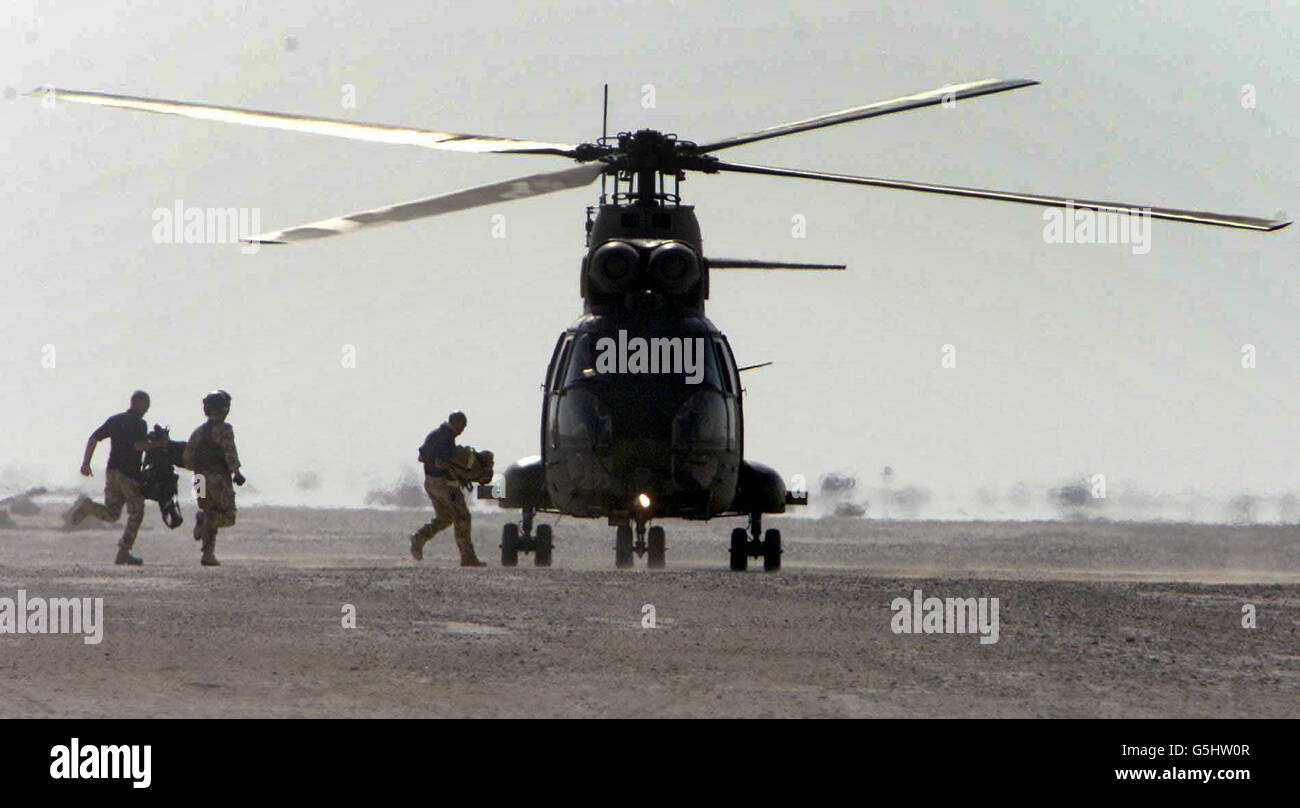 Oman Puma Helicopter Stock Photo - Alamy