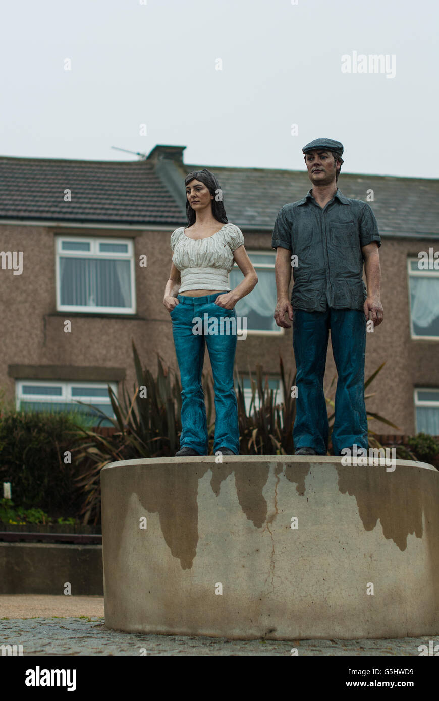 Public Art sculpture - Land version of the Couple by Artist Sean Henry ...