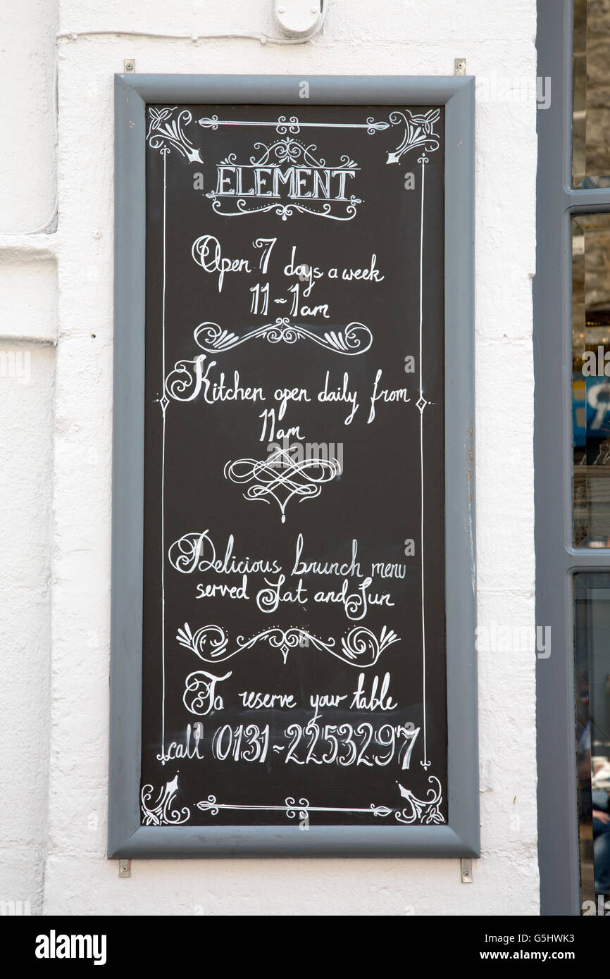 Rose street edinburgh scotland hi-res stock photography and images - Alamy