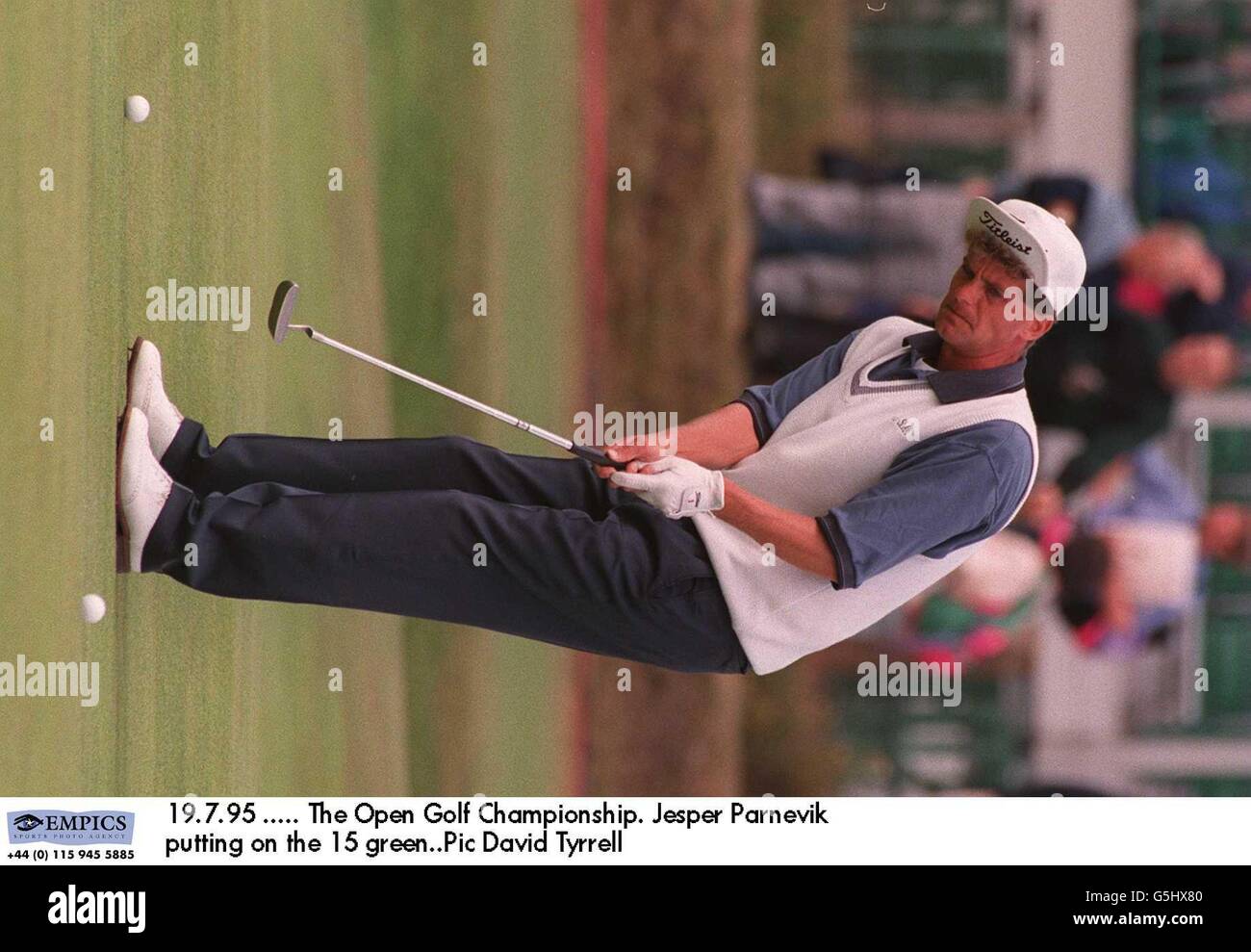 EMPICS 8 Parnevik. The Open Golf Championship. Jesper Parnevik putting ...