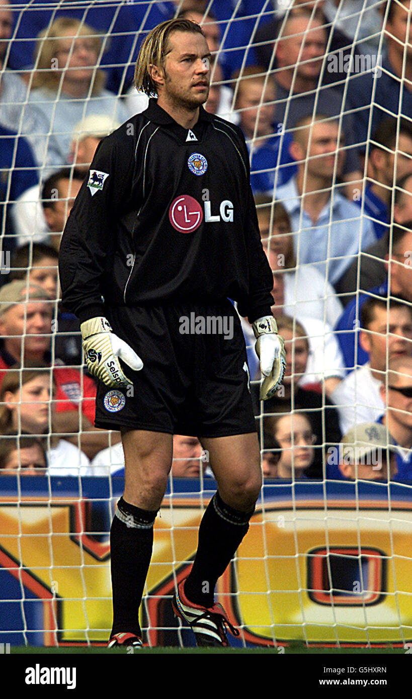 FOOTBALL LEICESTER IAN WALKER Stock Photo - Alamy