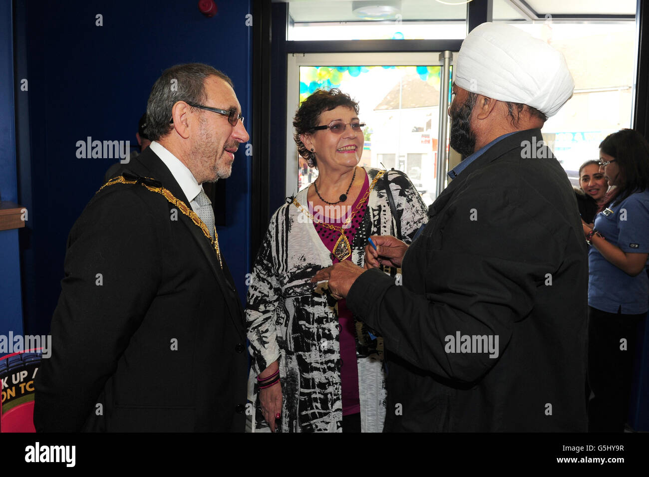 Councillor eddy arram opening new william hill shop in croydon hi-res ...