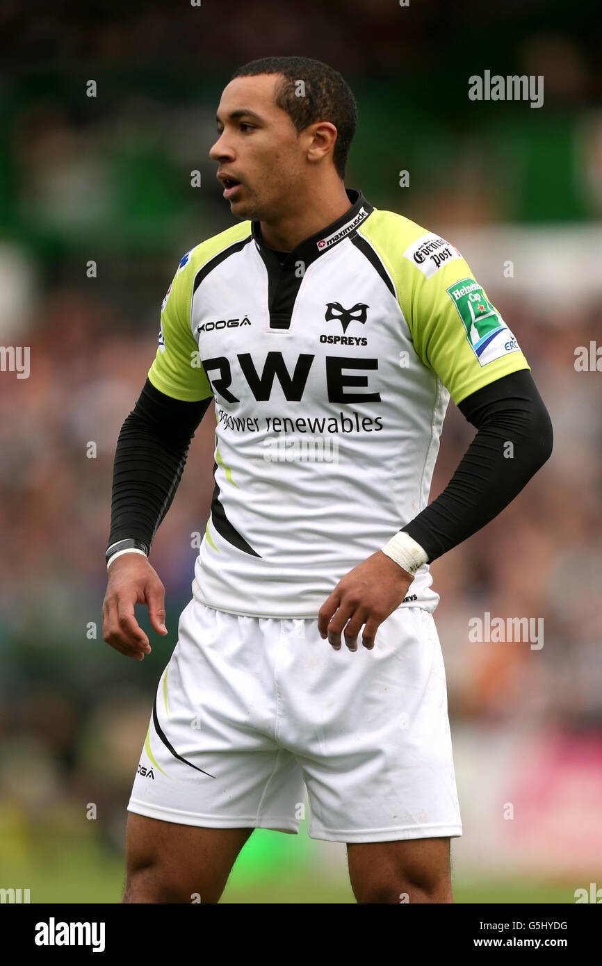 Eli walker hi-res stock photography and images - Alamy