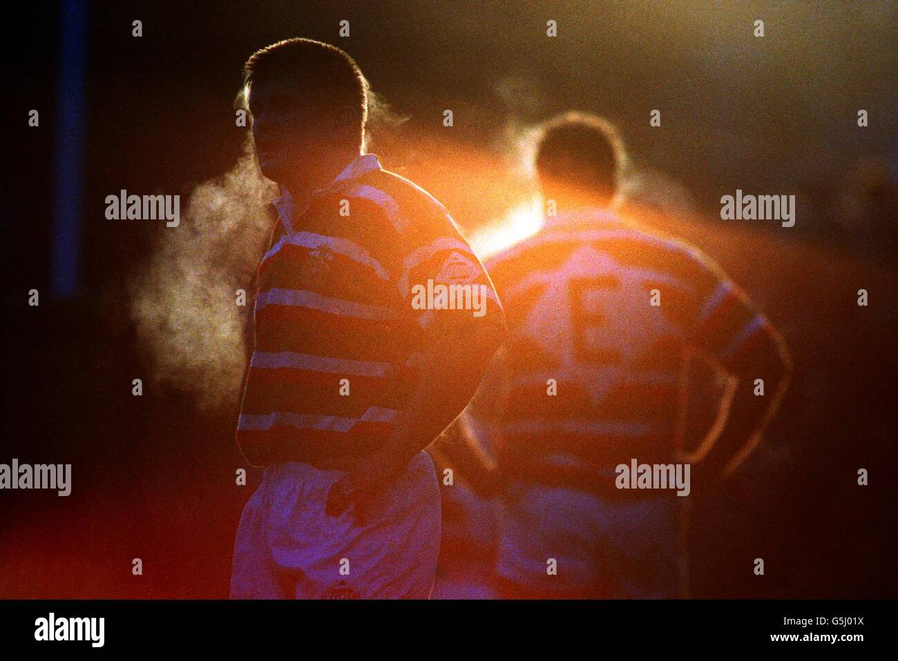 Leicester's Graham Rowntree and Matt Poole take a breather Stock Photo ...