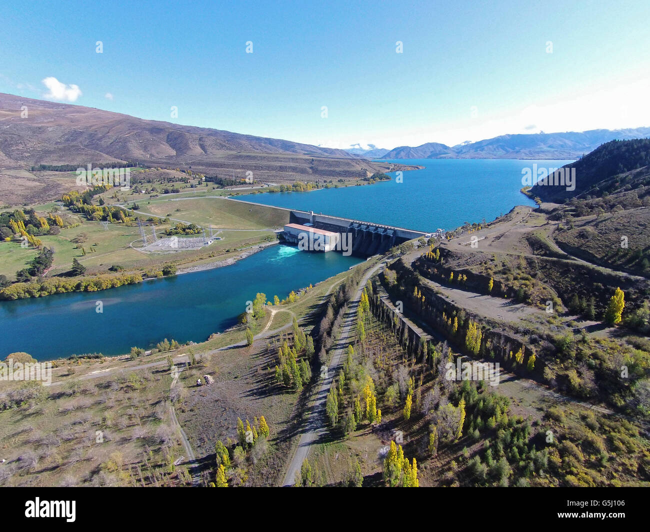 Lake Aviemore, Aviemore Dam, and Lake Waitaki (below dam), Waitaki ...