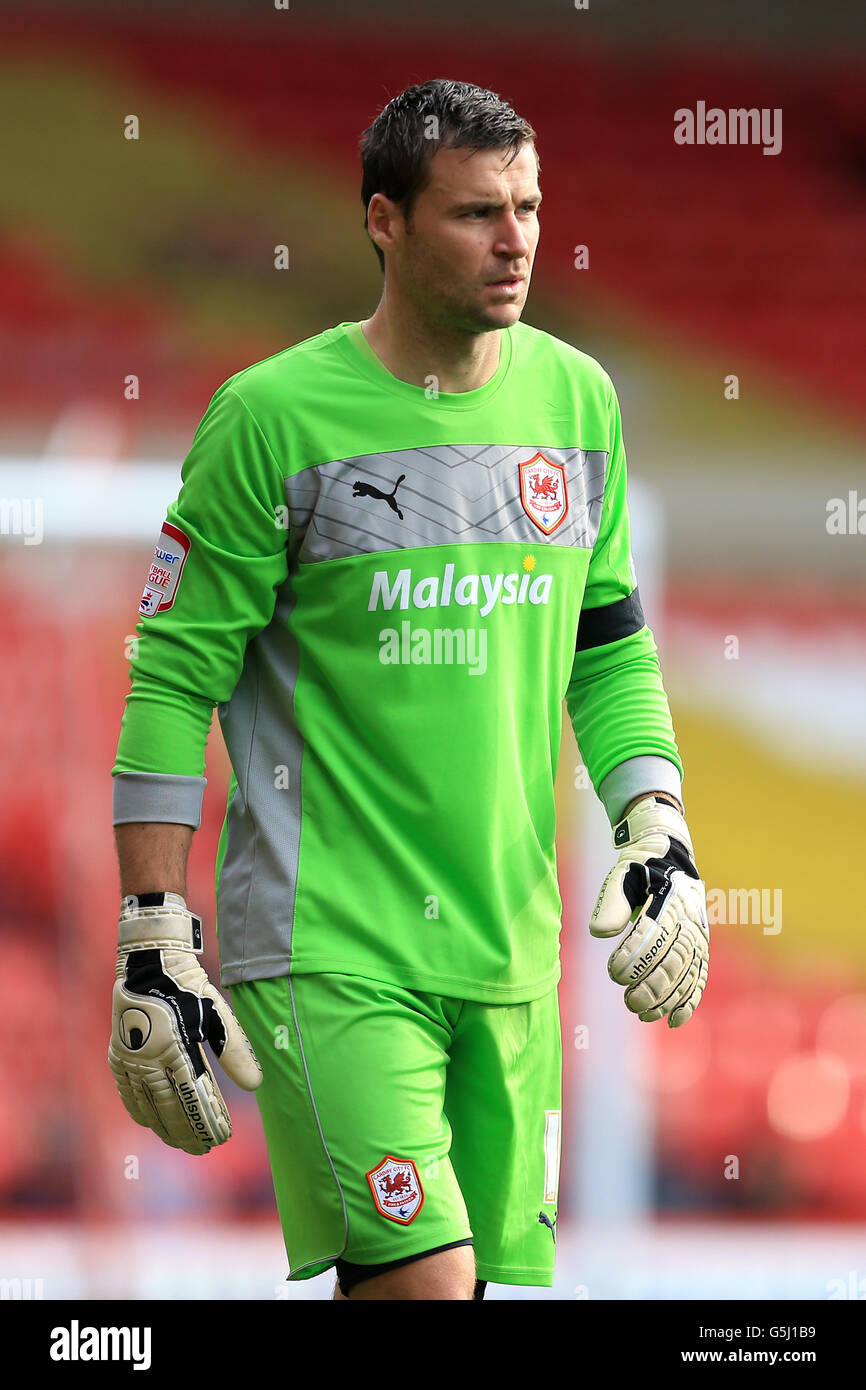 Nottingham forest v cardiff city hi-res stock photography and images ...