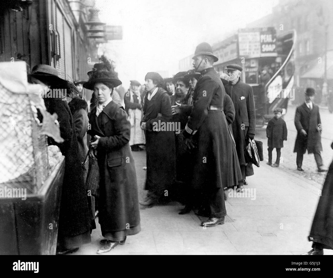 World shortage Black and White Stock Photos & Images - Alamy