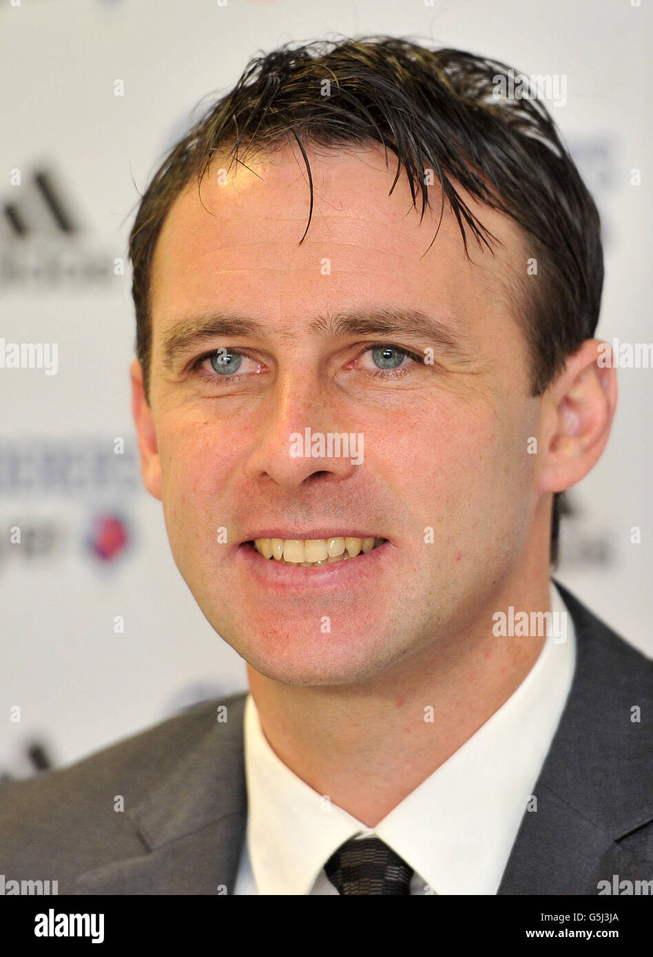 Dougie freedman unveiling hi-res stock photography and images - Alamy